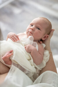 Baby Girl Newborn Session with Mom | clo-photography.com